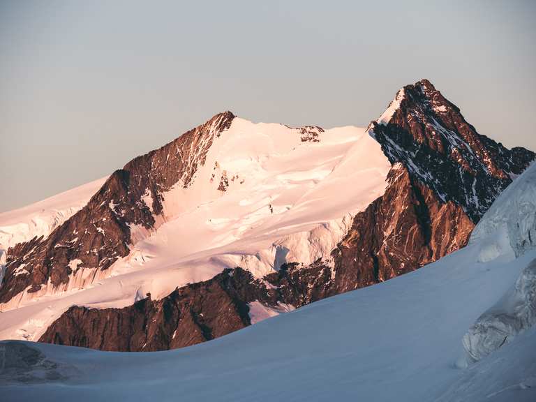 Tag 1. Breithorn West- & Mittelgipfel mit Abstieg über Selle | Bergtour ...