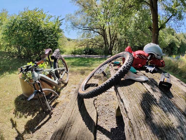 doppelter Plattfuß 🛞🛠️👨‍🔧 Mountainbike-Tour 😏🤪😵‍💫 | bike ride | Komoot