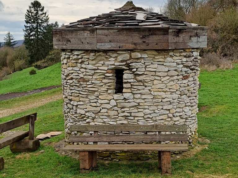 Sengenthal - zum Winnberger Lesesteinhaus | Wanderung | Komoot