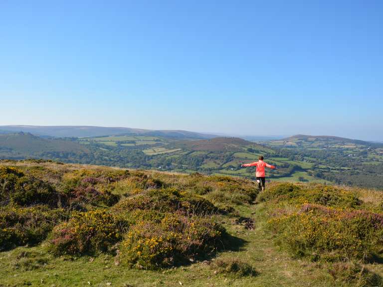 Footsteps through time – trail running in Dartmoor National Park ...