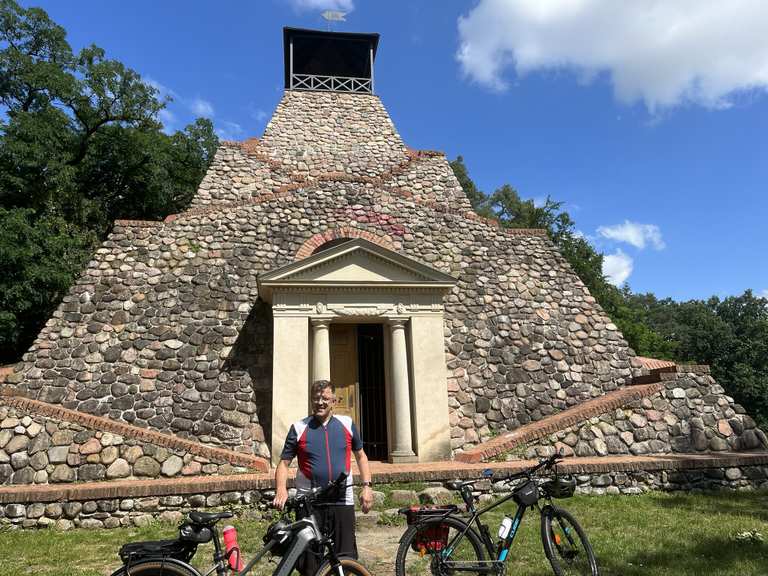 Hellersdorf via Köpenick - Erkner - zur Pyramide nach Garzau ...
