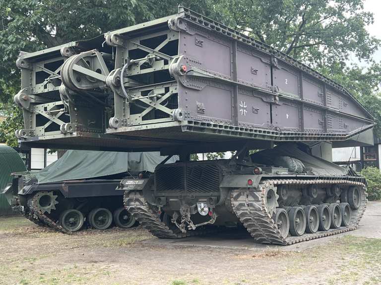 LünebHeide 🎖🪖 Südheide: Panzermuseum Munster - von Mardern, Leoparden ...