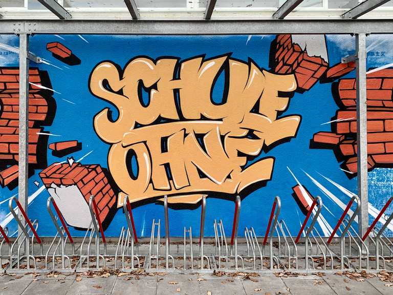 🏰 Durch die Neustadt zur Kümmerniskapelle - Burghausen-Runde ...