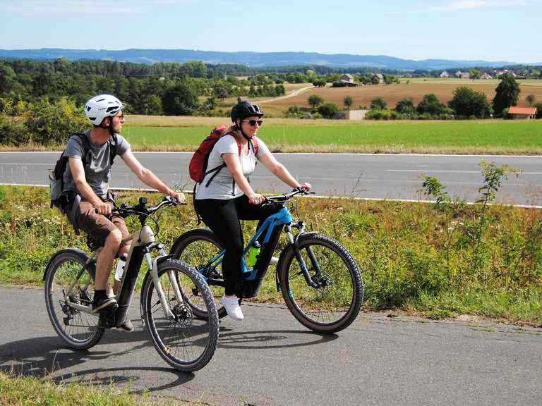 Rund um Erlangen - Die schönsten Freizeit- und E-Bike-Touren der ...