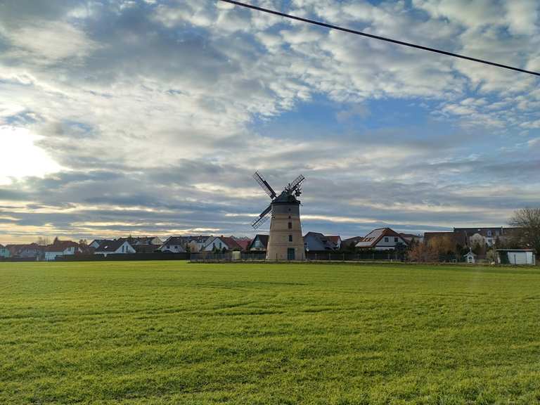 Leipzig: Spaziergang von Haltestelle Lindenthal An der Schule zur ...