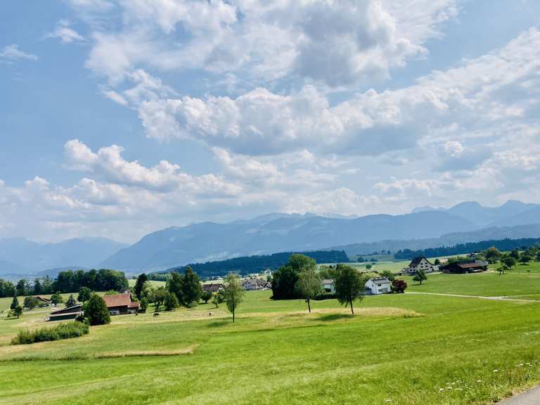 Neuhaus SG-Wald ZH-Goldingen-Rüeterswil-Uznach-Neuhaus | Fahrradtour ...