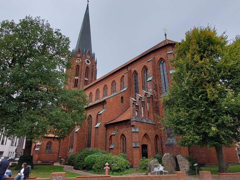 Runde von Buxtehude nach Hedendorf und Neukloster | Wanderung | Komoot