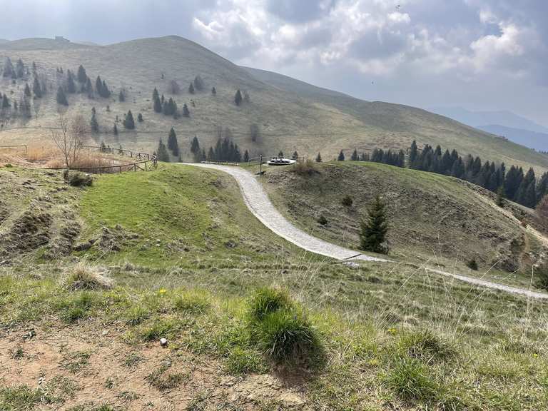Bergamo - Rifugio Parafulmine – Malga Lunga - Itinerario ad anello da ...